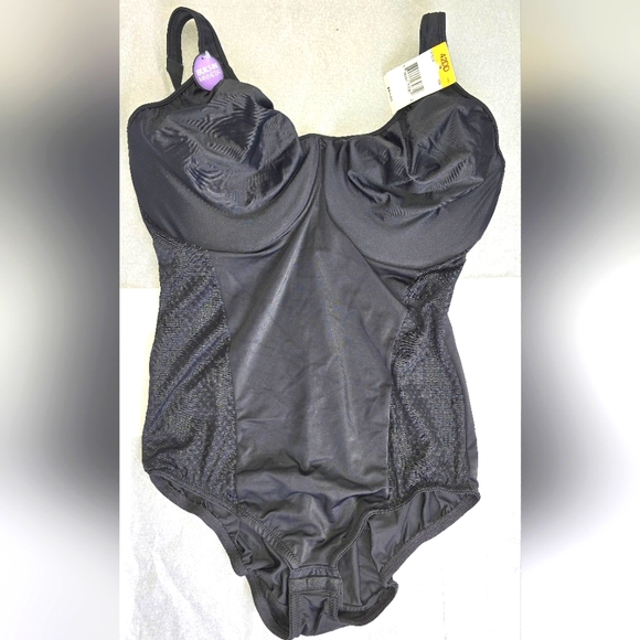 Bali | Intimates & Sleepwear | Womens 42dd Black Body Garment Lace ...
